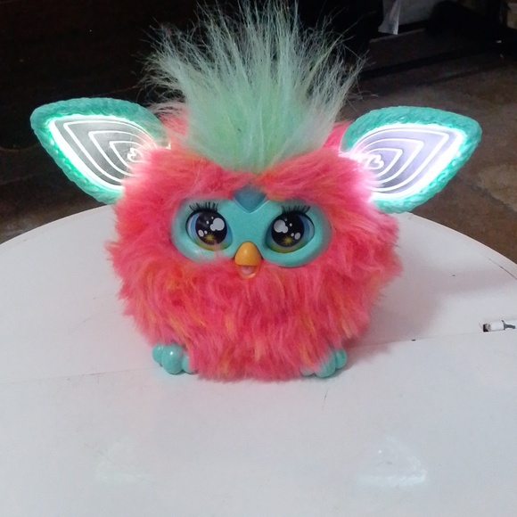 Hasbro | Toys | Furby Coral 5 Interactive Plush Toys Talks Sings Lights ...